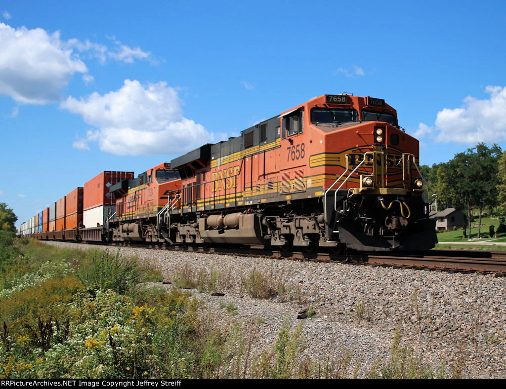 BNSF 7658